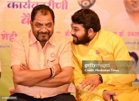 Swabhimani Shetkari Sanghatana Photos And Premium High Res Pictures