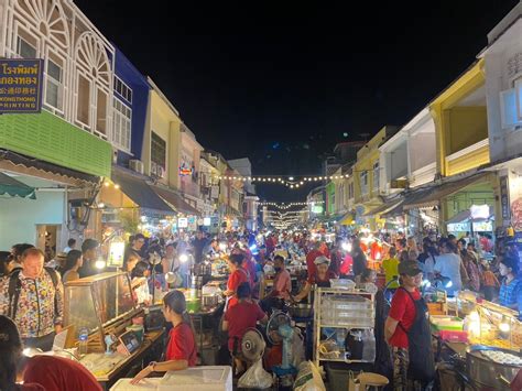 Phuket Phuket Walking Street ถนนคนเดินภูเก็ต หลาดใหญ่