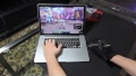 Hack Your Wireless Mouse Into A DIY Power Glove