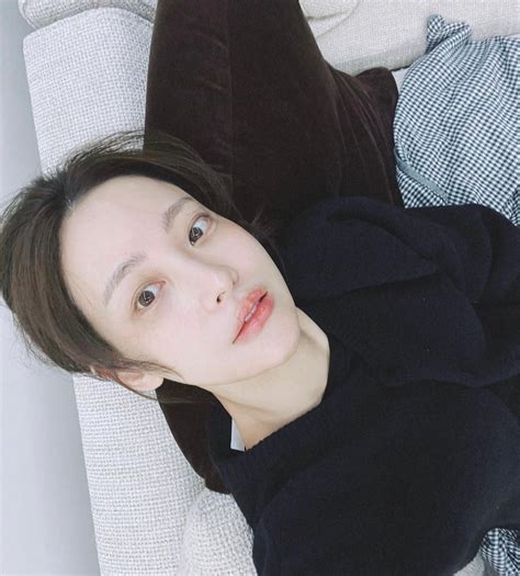 오연서 누워있어도 굴욕 없는 미모 독보적인 청순고양이상