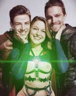 Post Arrow Series Barry Allen Dc Fakes Grant Gustin Green Arrow Melissa Benoist