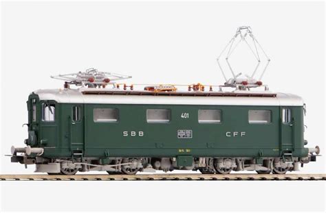 Schweizerische Bundesbahnen SBB CFF FFS 401 HO Fir Green Scheme Class