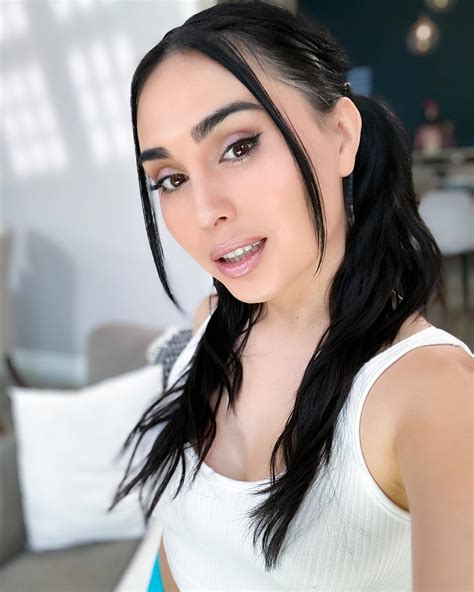 Ember Fiéra Emberfiera • Instagram Photos And Videos