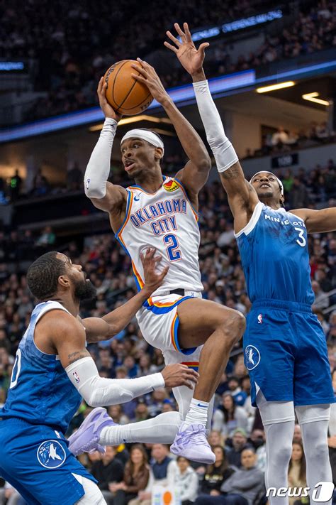 길저스 알렉산더 33점 폭발 Okc 서부 1·2위 맞대결서 미네소타에 승리 뉴스1