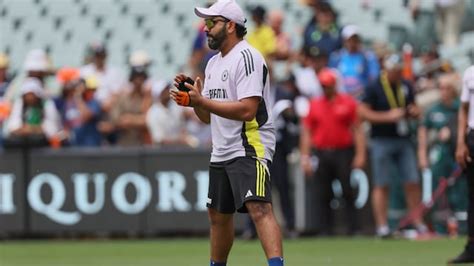 India Vs Australia Rohit Sharma Should Be More Attacking Batting At No