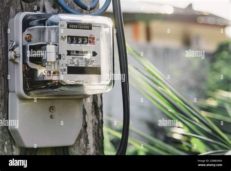 Electric Power Meter Measuring Power Usage Watt Hour Electric Meter