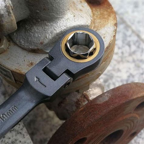 Multifunction Ratcheting Socket Wrench Set Metric With Adapter Socket