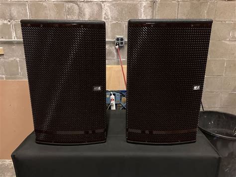 VUE Audiotechnik H 12 PAIR Active 12 2 Way Powered Reverb