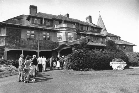 Jfk And Jackies Wedding Life Photos From Newport September 1953 Time