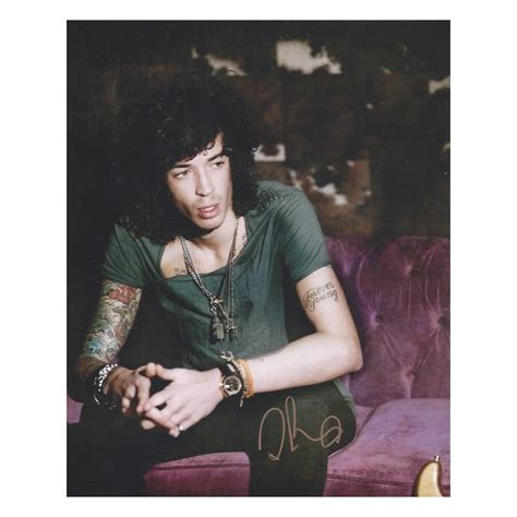 Julian Perretta Autograph