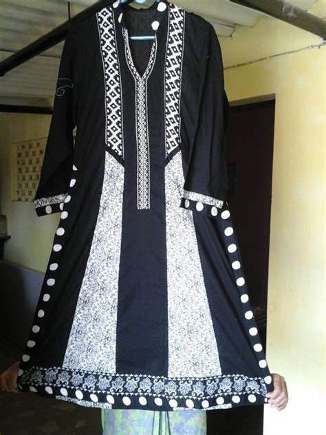 Black And White Collection From Alankaran By Vini Rana Dheer