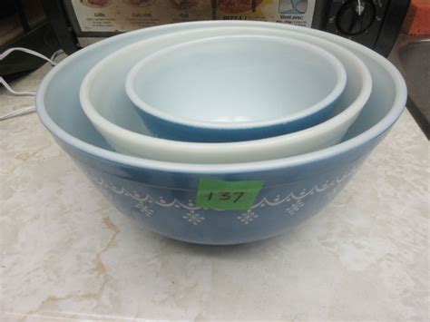Kitchen 3 Piece Blue And White Mixing Bowl Set
