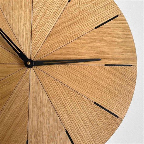 Modern Minimalist Oak Clock Glamorwood