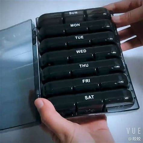Portable Pill Box 21 Grid Black Pill Box Sorting Box Seven Days A Week