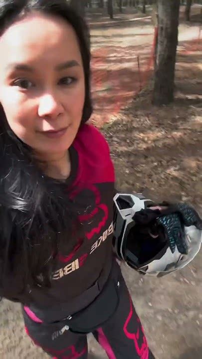 Выпустила пар от негатива и пыль от колес 💅🏽 Pitbike Motocross