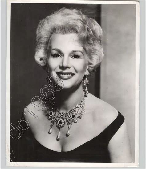 Actress Eva Gabor Online