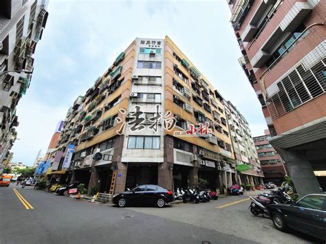【台中西區】精誠24街｜路易行宮．五期陽台大套房 小林法拍