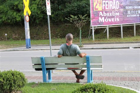 Justiça manda soltar jovem que depredou a Prefeitura de Guabiruba