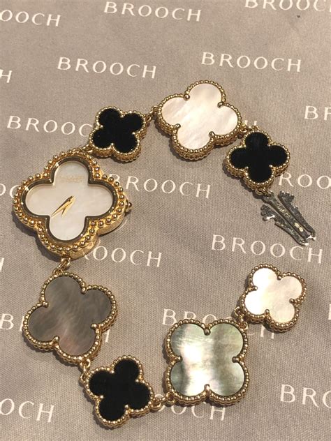 Van Cleef And Arpelsヴァン クリーフアンドアーペル の電池交換 Brooch時計修理工房浅草店