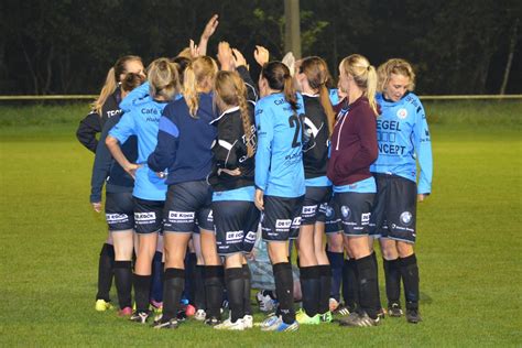 무료 이미지 그룹 사람들 플레이어 여자들 스포츠 토너먼트 축구 선수 단체 경기 팀 빌딩 경쟁 이벤트 럭비 풋볼 여자 축구 5077x3387