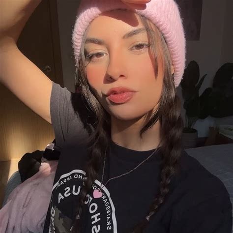 Valerii Lucia On Threads