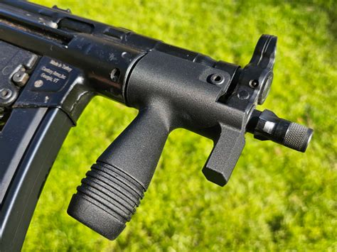 Mp5k Vertical Grip Handguard By Jackmnb Makerworld