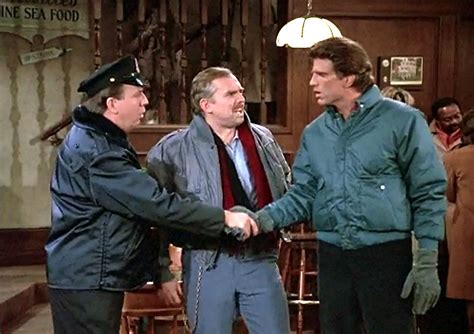 La colección completa de Cheers ya está disponible en streaming Infobae
