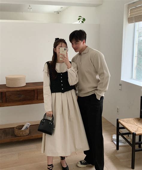 베니타 뒷단추 원피스 N 지퍼 하찌 카라니트 커플시밀러룩 에이블리