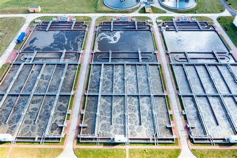 Como é feito o tratamento de efluentes industriais
