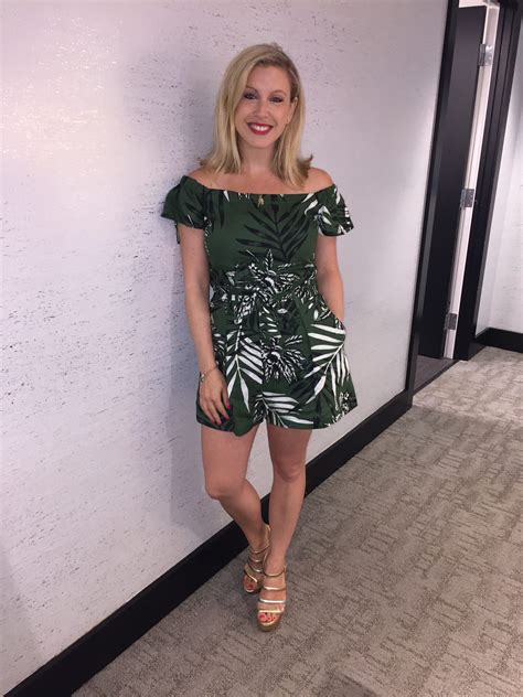 Img Samantha Brown Style