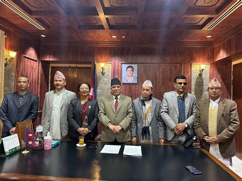संवैधानिक आयोगका अध्यक्षहरूले भेटे प्रधानमन्त्री
