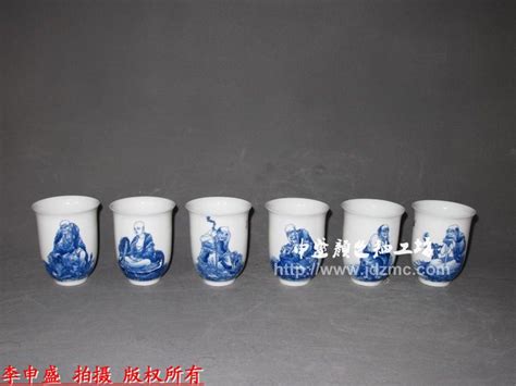 工笔 青花 十八罗汉 茶杯 欣赏 了了亭景德镇陶瓷艺术馆 景德镇陶瓷在线 景德镇陶瓷网