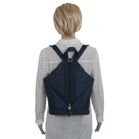 Emily And Noah Pina Rucksack Blue Online Bestellen Bei Alletaschende