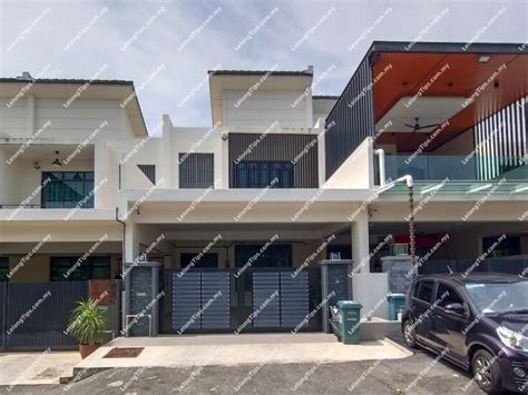 Auction Freehold 3 Bedroom 1 Storey Terrace House Intermediate 2 Min