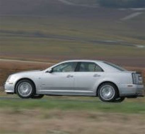 Cadillac Sts V Cadillac Crache Son Venin Challenges