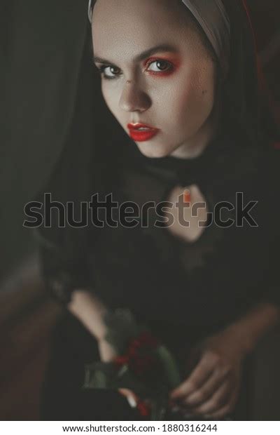 13 Sexy Nun Cosplay Görseli Stok Fotoğraf 3d Nesne Ve Vektör