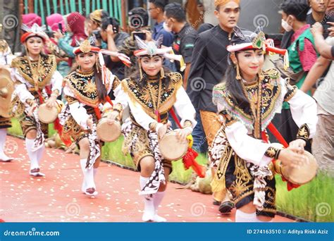 Indonesian Perform Reog Kendang Editorial Image Image Of Celebrating