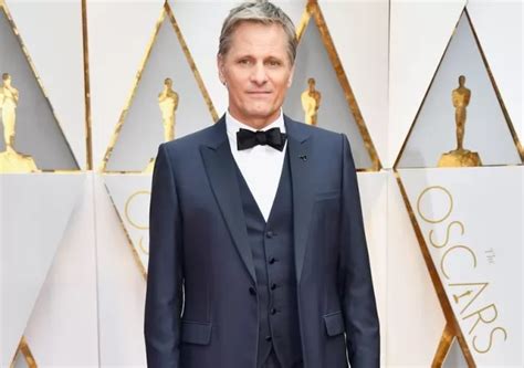 Viggo Mortensen Bio Son Wife Daughter Gay Age Height