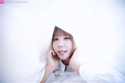 Hot Girls Cute Girls Between The Sheets With Heo Yun Mi
