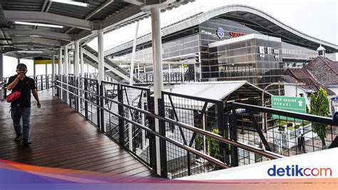 Potret Halte Integrasi Tije Stasiun Jatinegara Penumpang Bisa Sat Set