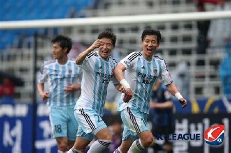 Tf프리즘 2위 노린 울산 발목 잡은 스리백 축구 기사 더팩트