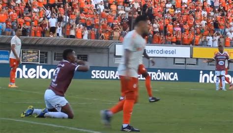 Comentarista De Arbitragem Cala Influencers Gremistas E Explica