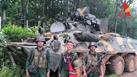 လားရှိုးသို့ စစ်ကူလာတဲ့ စစ်ကား ၈ စီးတိုက်ခိုက်ခံရလို့ တိုင်းစစ်ဦးစီးချုပ် ဒဏ်ရာရ Youtube