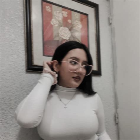Eli 🌷 Eliiiiisl • Instagram Photos And Videos