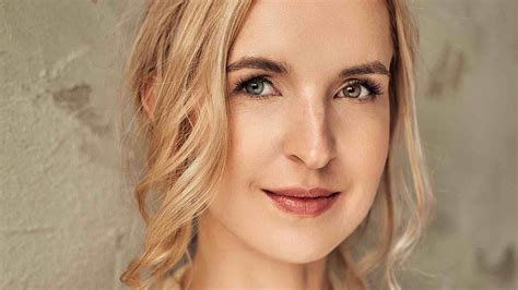 Anna Górna Debiutuje Powieścią „kraina Złotych Kłamstw”