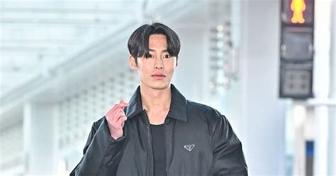 [사진]이재욱 여심 사로잡는 하트