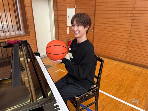 Kis My Ft2の宮田俊哉が再びポケどこに！3時のヒロイン・かなで、エルフたちと一緒に学校でポケカ探し！！ Dot Yell Web