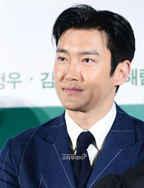 ‘로비 최시원 “미리 사죄 자아성찰 하게 돼 부모님 초대도 고민”