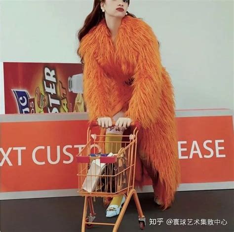 多次荣登福布斯青年俊杰榜单，周杰伦买下她的毕业设计，把 离经叛道” 做到极致的90后设计师！ 知乎
