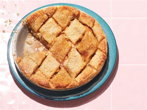 The Perfect All Butter Pie Crust Recipe According To Science Chatelaine